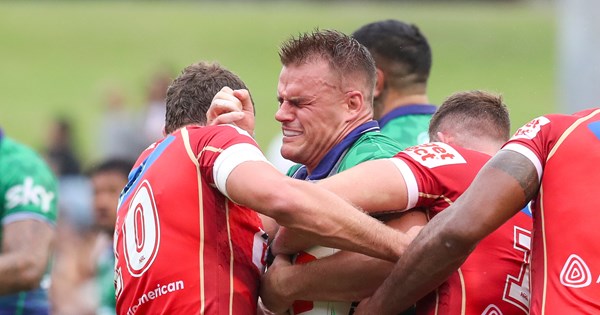 Match Moment #1: Jackson Ford drives over for opening try | Warriors